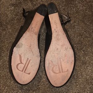 Taryn Rose | Shoes | Taryn Rose Sandal | Poshmark